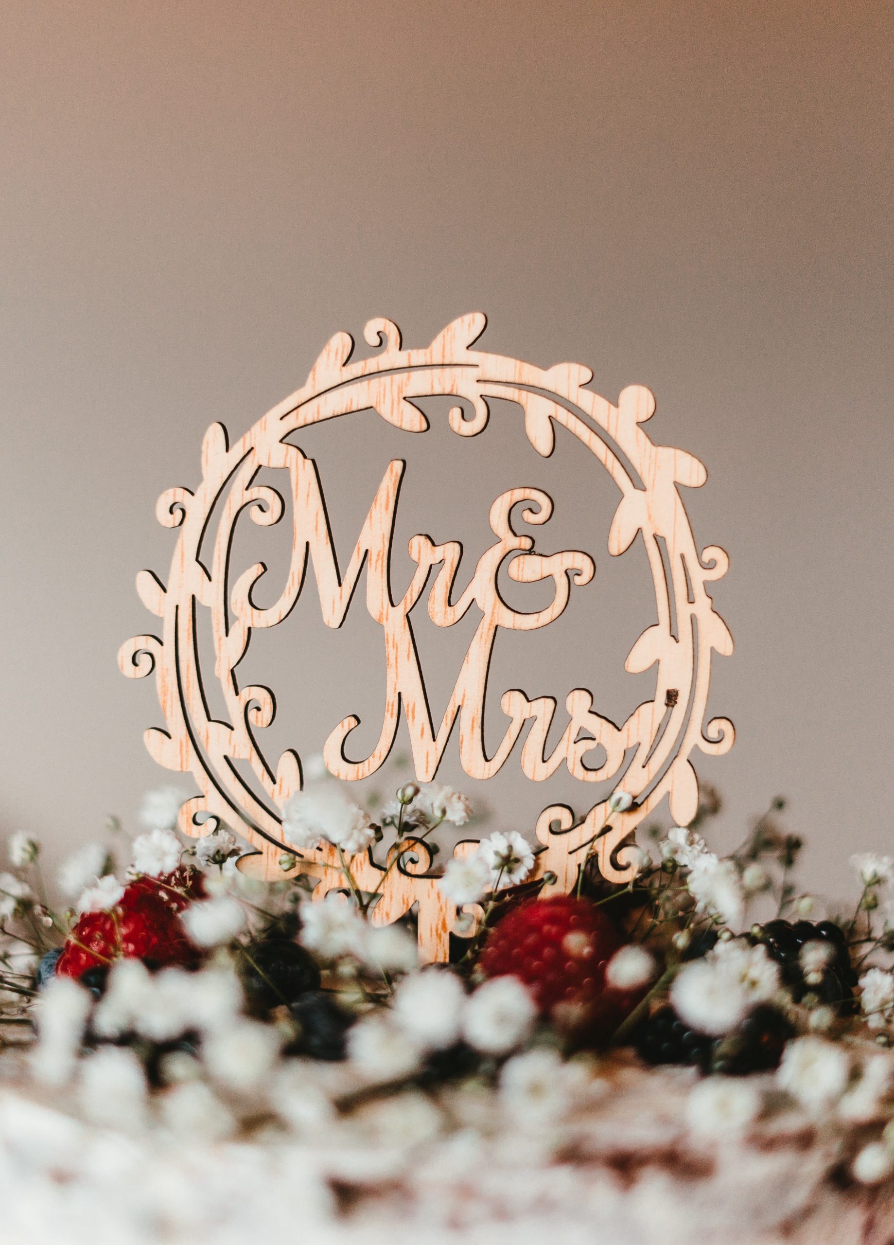 Personalised Gifts & Christmas Baubles Australia | By Dezign Gifts